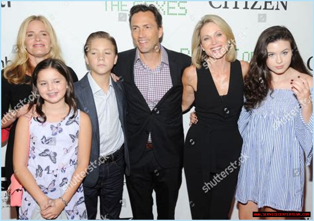 Exploring The Family Of Elisabeth Shue: A Deep Dive Into Her Personal Life